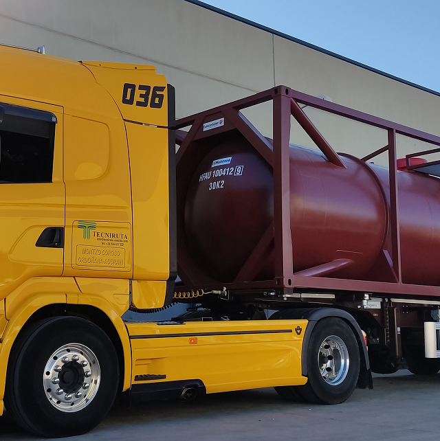 Tank Containers for liquid product with the Calibration Certificate ...